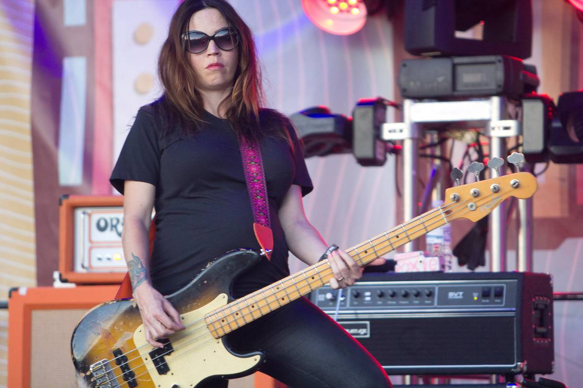 A familiar name takes over at Beauty Bar - Las Vegas Sun News