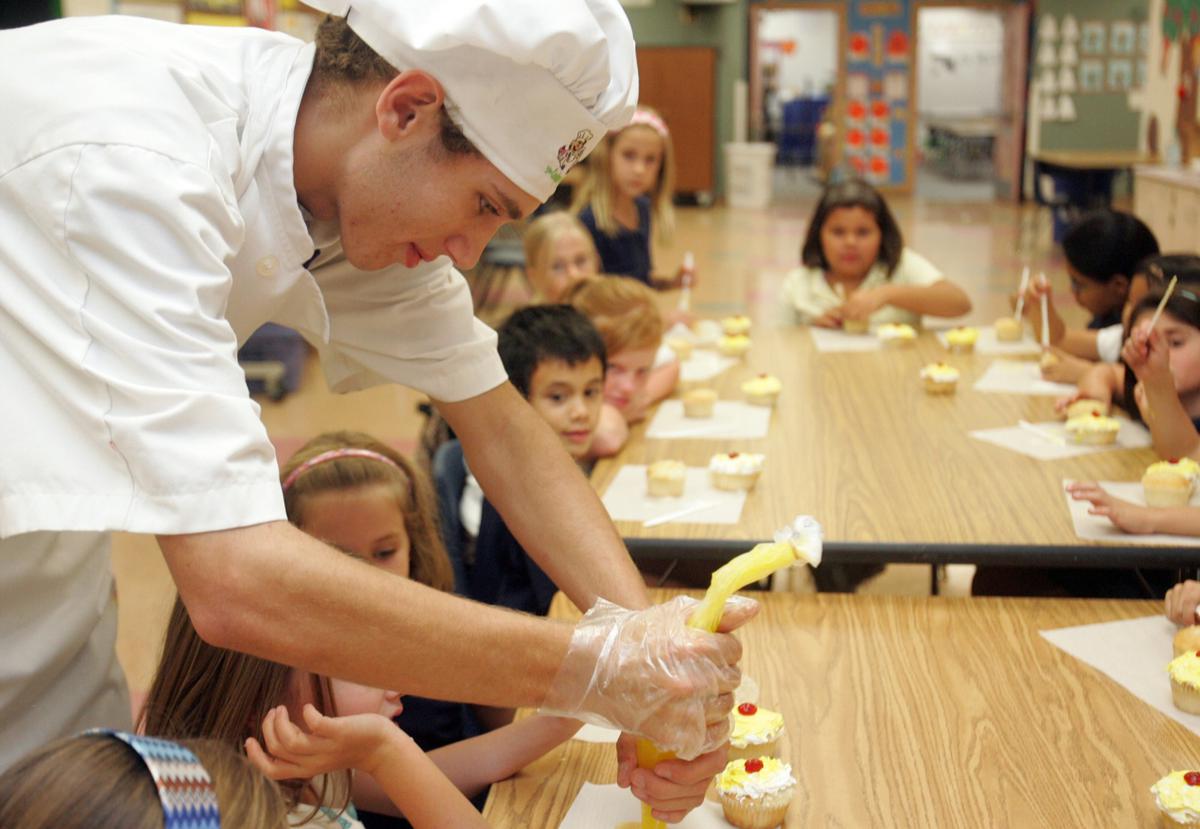 Frank Lamping students turn into pastry chefs in after-school program ...
