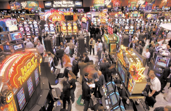 Lure of high-tech slot machines - Las Vegas Sun News