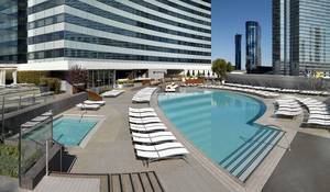 Vdara 'death ray' captures imagination of world's media - Las Vegas Sun ...