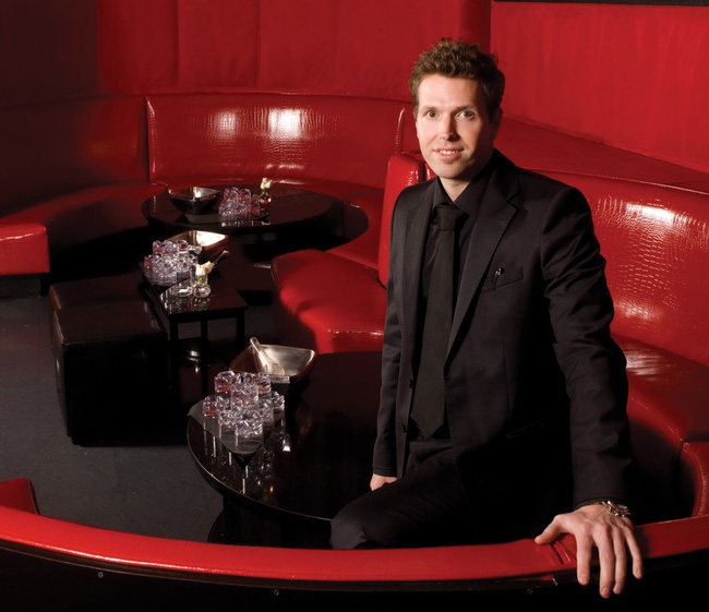 Pure VIP manager Brandon Ring keeps every line open - Las Vegas Sun News