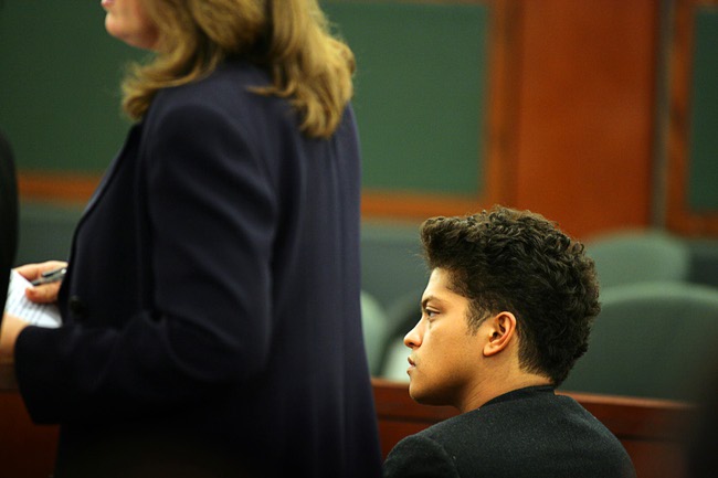 Pop singer Bruno Mars pleads guilty to cocaine charge - Las Vegas Sun News