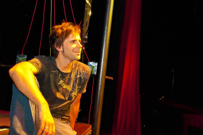 Master Illusionist Jan Rouven - Illusionist Jan Rouven gives a ...