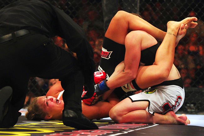 Ronda Rousey submits Miesha Tate in familiar fashion to win Strikeforce ...