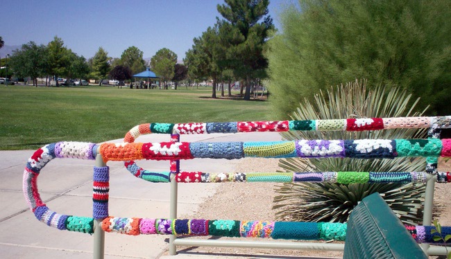 Knitter cozies up to yarnstorming project - Las Vegas Sun News