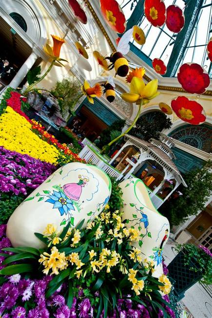 2012 Spring at the Bellagio Conservatory - The 2012 Spring display at ...