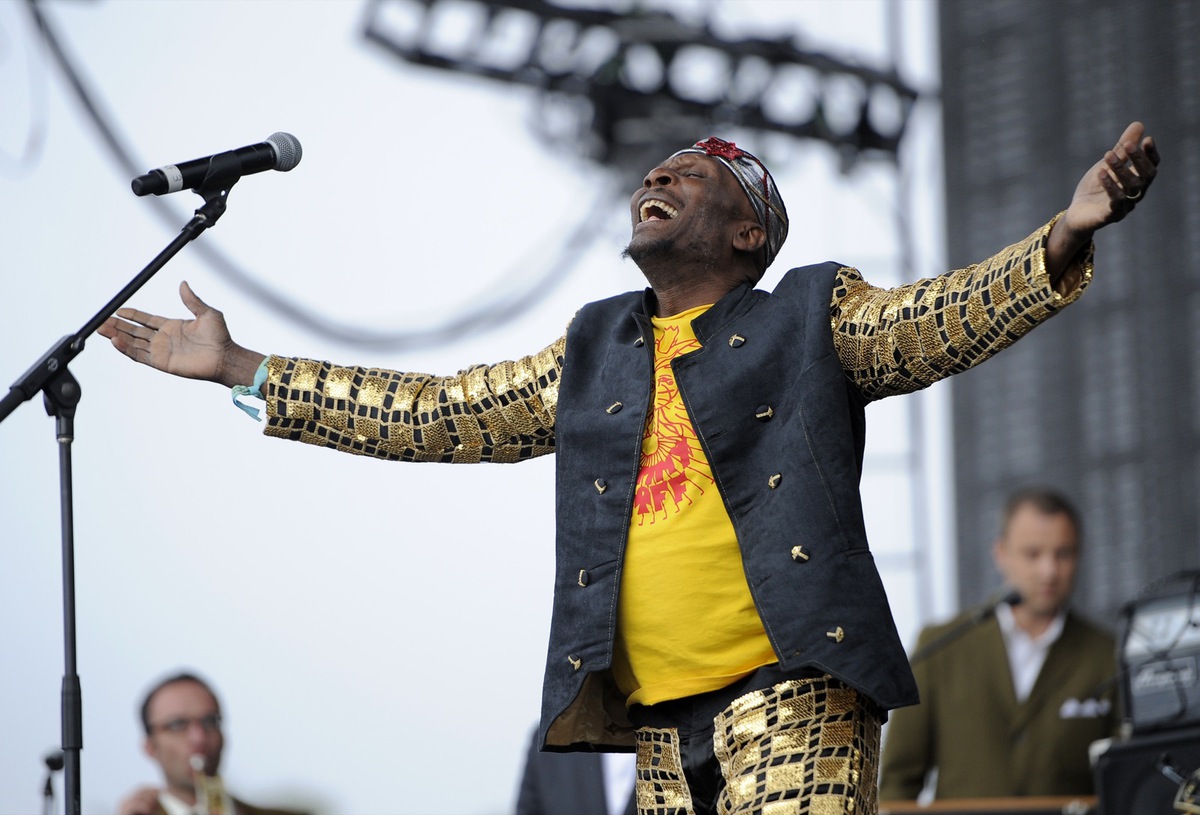 Jimmy Cliff, reggae giant and star of landmark film 'The Harder They ...