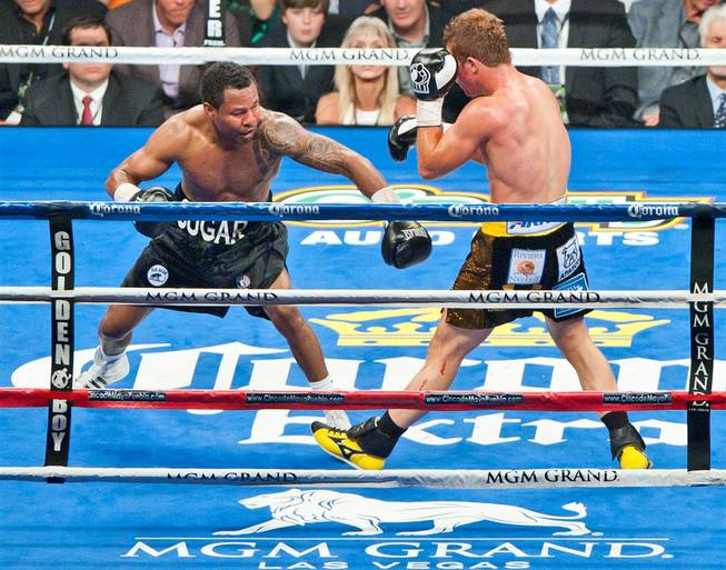 Saul Alvarez vs. Shane Mosley at MGM Grand - Saul "Canelo" Alvarez vs ...