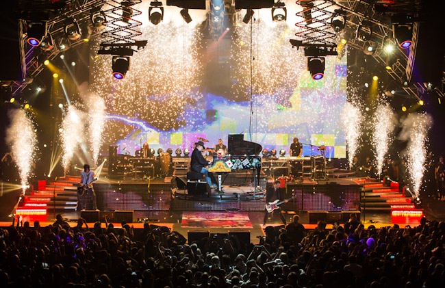 Spending a night with Babs and Guns N’ Roses is a legendary experience ...