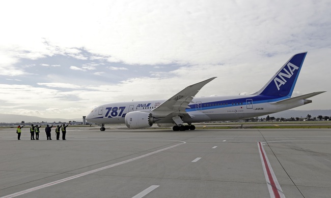 Overcharging batteries eyed in Boeing 787 fires - Las Vegas Sun News