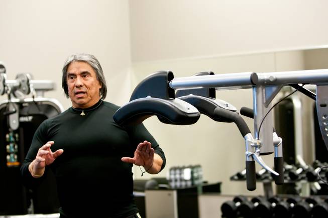 Andre Agassi and Gil Reyes's BILT Machine - Trainer Gil Reyes discusses ...