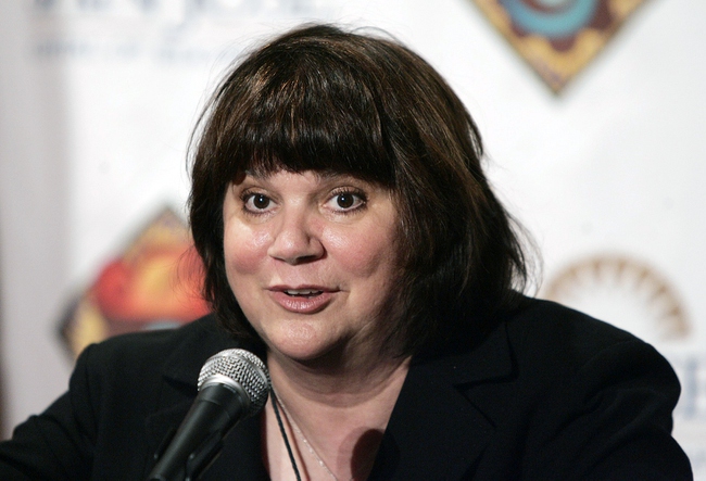 Linda Ronstadt tells AARP she has Parkinson's disease - Las Vegas Sun News