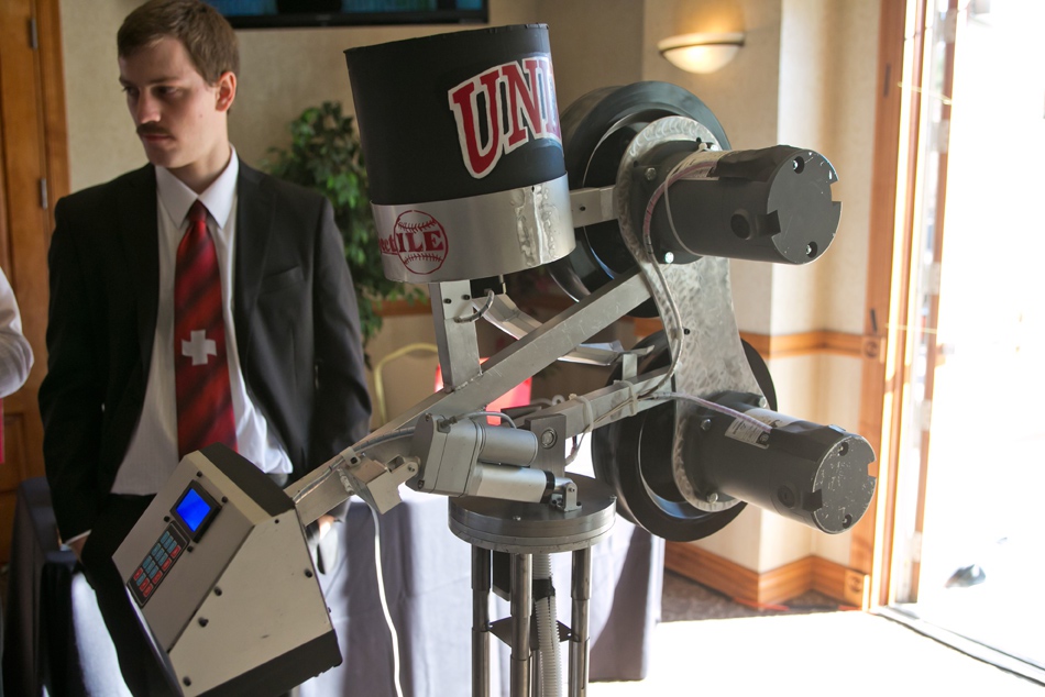 UNLV engineering students put program to practice - Las Vegas Sun News