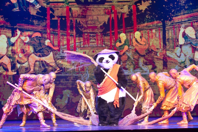 A Strip production starring a panda isn’t too much to bear - Las Vegas ...