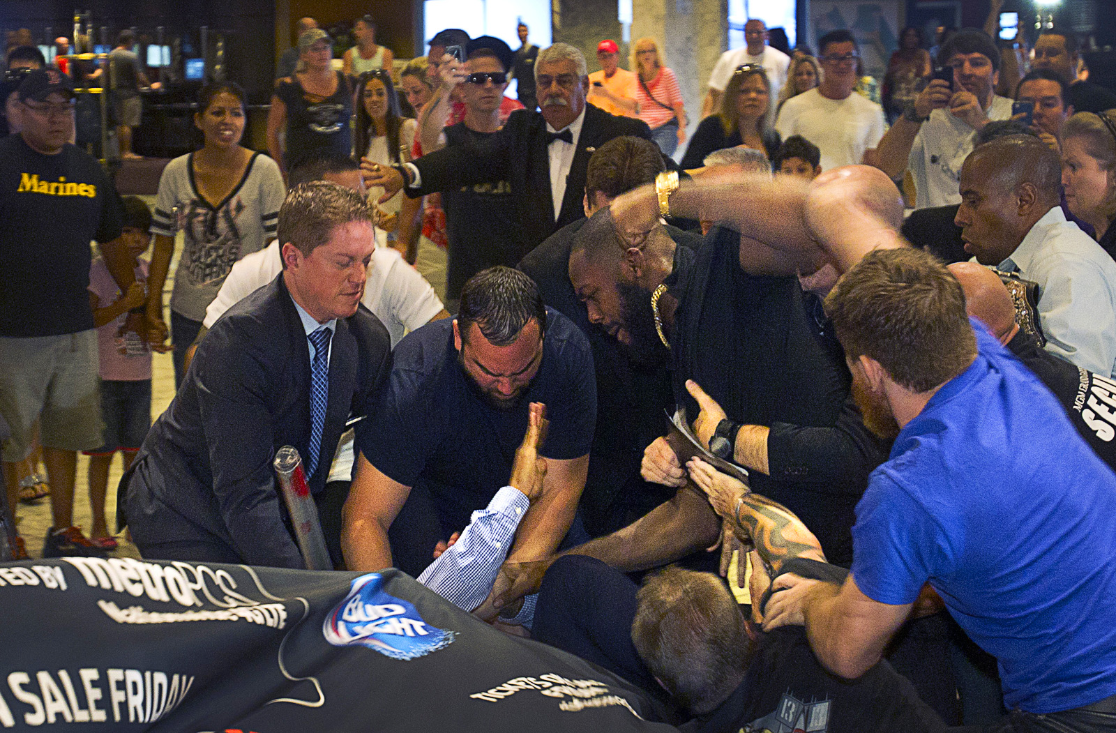 Fight Breaks Out at UFC News Conference - Las Vegas Sun News