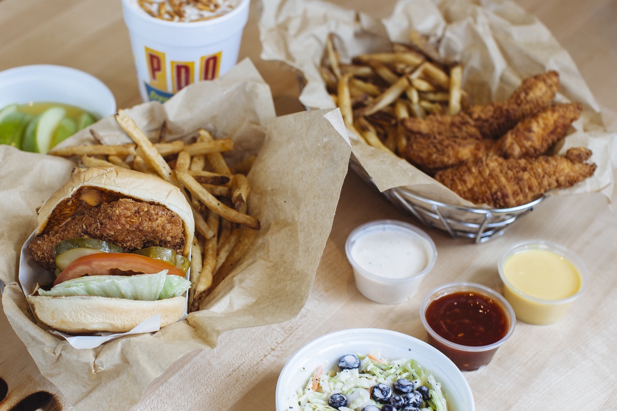 Bird-based franchise PDQ arrives in North Las Vegas, happiness ensues ...