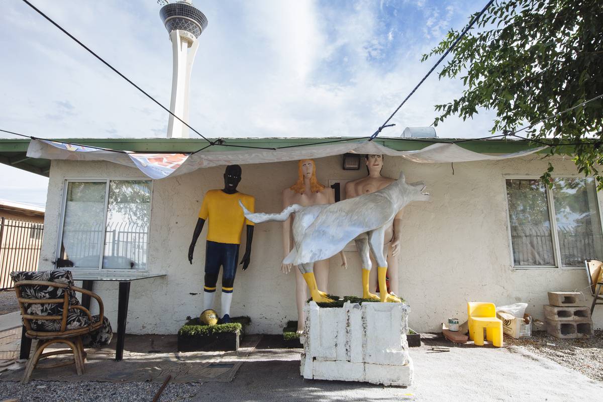 Sculpture: In the yard of a Cuban refugee, an art mystery unfolds - Las ...