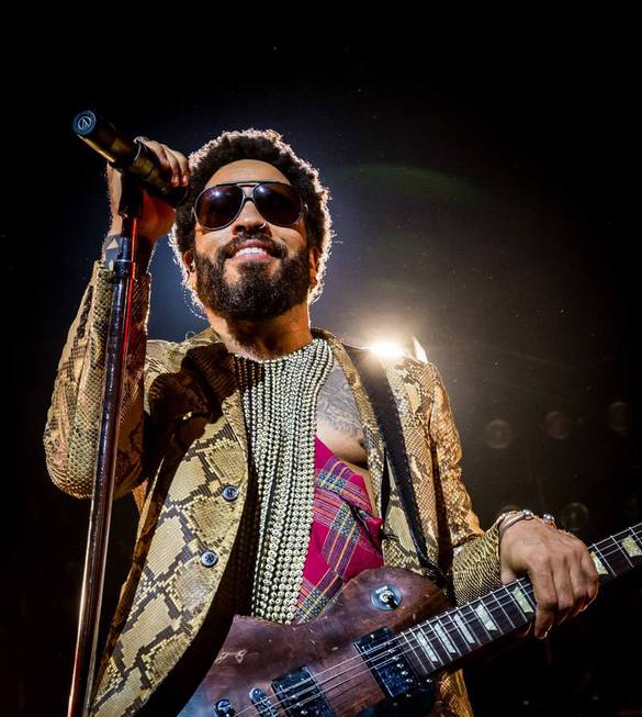 Lenny Kravitz at the Chelsea - Lenny Kravitz performs at the Chelsea on ...