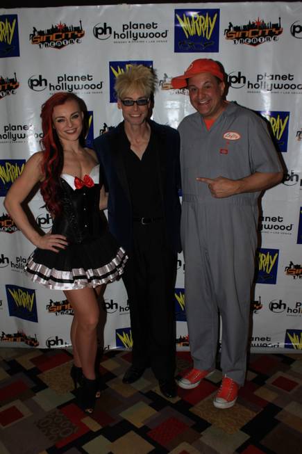 Murray Sawchuck + April Leopardi Annenberg - Murray Sawchuck is flanked ...