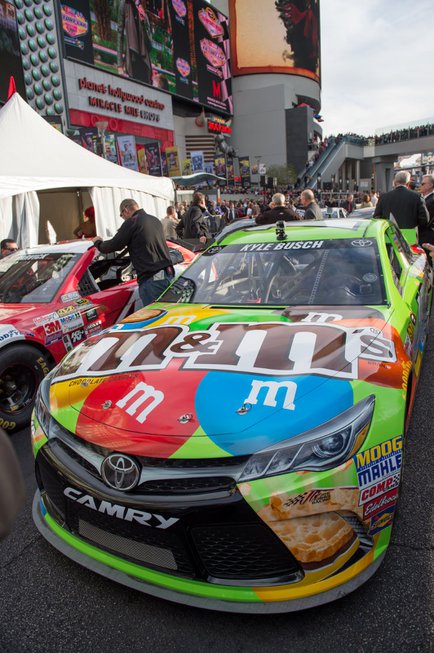 2015 NASCAR Weekend: Victory Lap - The 2015 NASCAR Sprint Cup Series ...