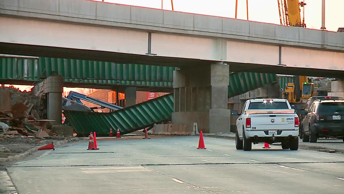 45-ton beam falls on Illinois construction crew, killing 1 - Las Vegas ...