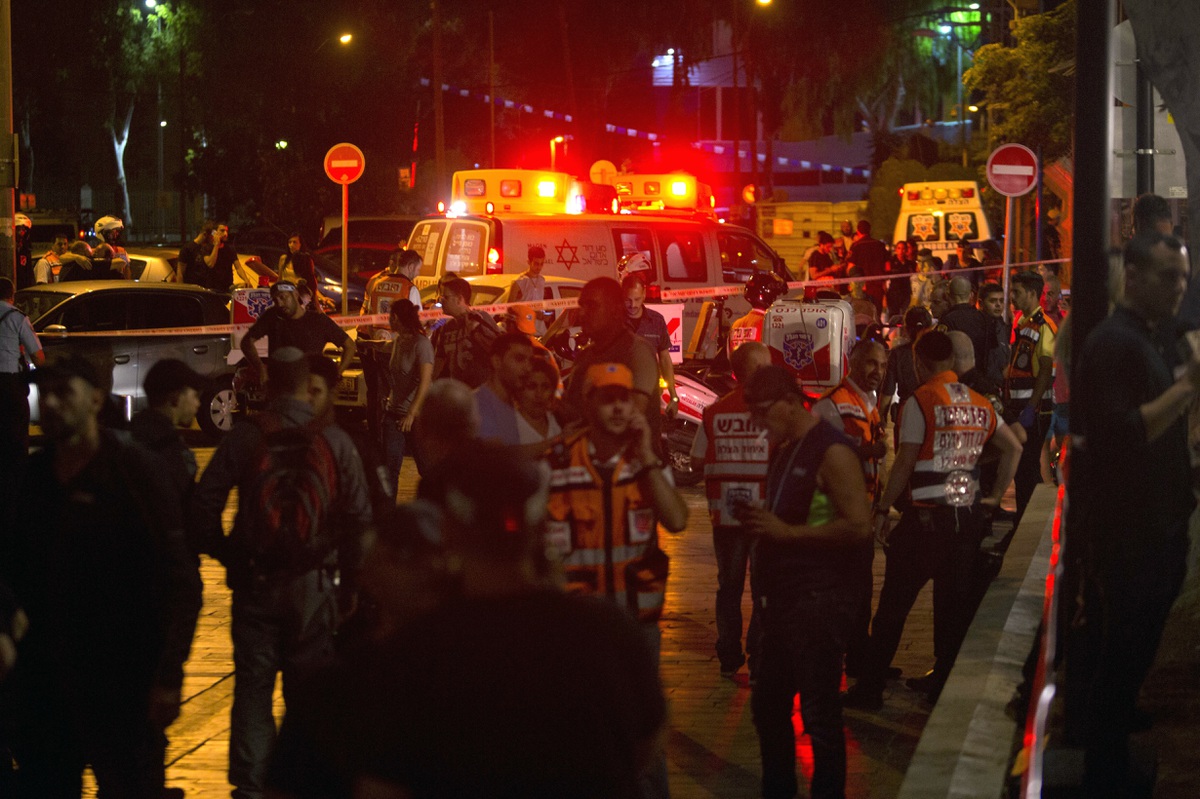 Palestinian gunmen kill 4 Israelis in Tel Aviv, 5 wounded - Las Vegas ...