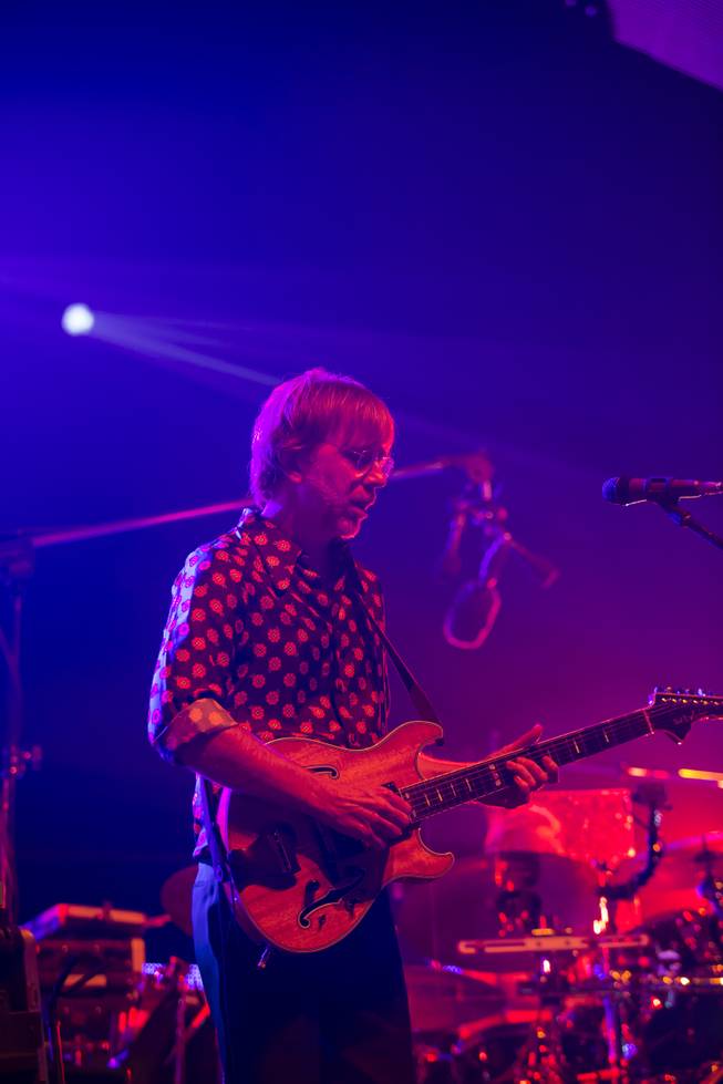 Photograph : Phish Halloween Concert