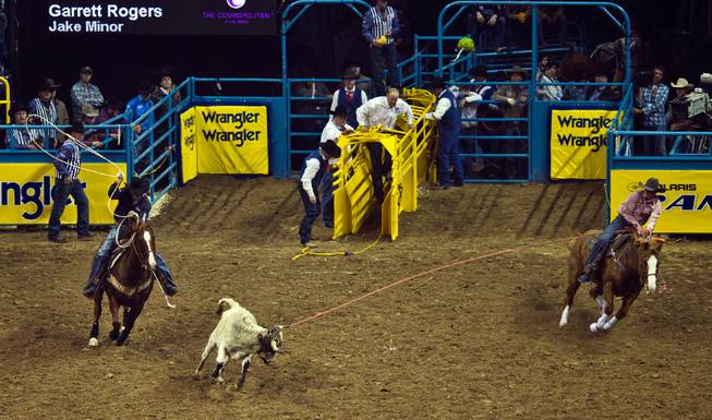 Photograph : Day 1 2016 Wrangler NFR - Las Vegas Sun News
