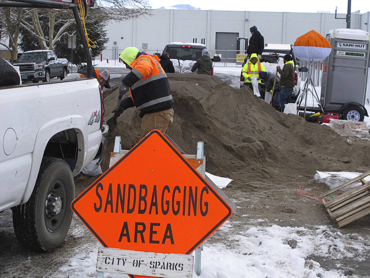 Northern Nevada flood warnings bring emergency declarations - Las Vegas ...