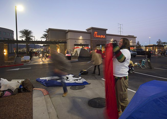 Chick-fil-A Opens in Henderson - Eric Metz of Las Vegas packs up his ...