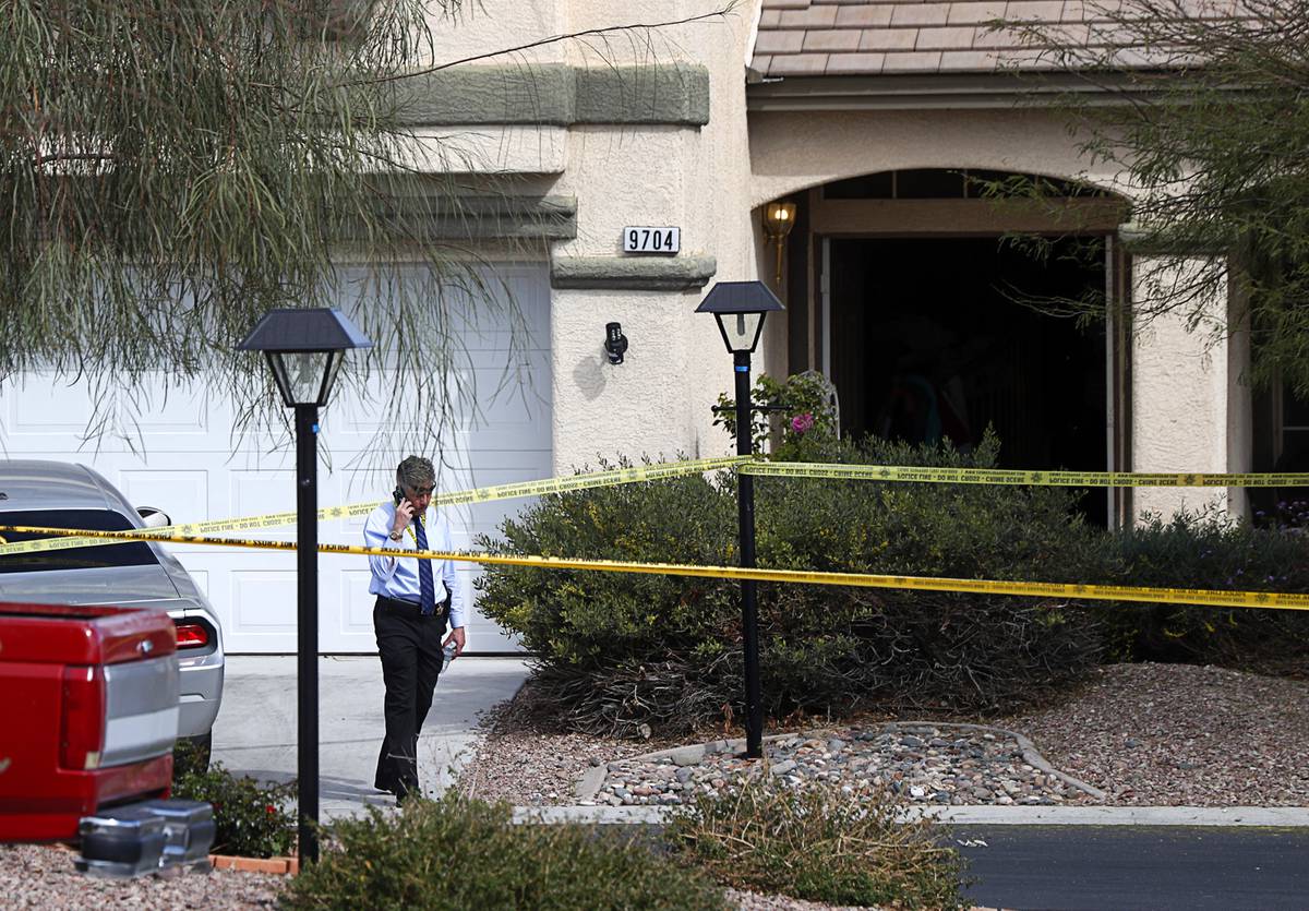 Police: Woman shoots ex-boyfriend, says she was being attacked - Las ...