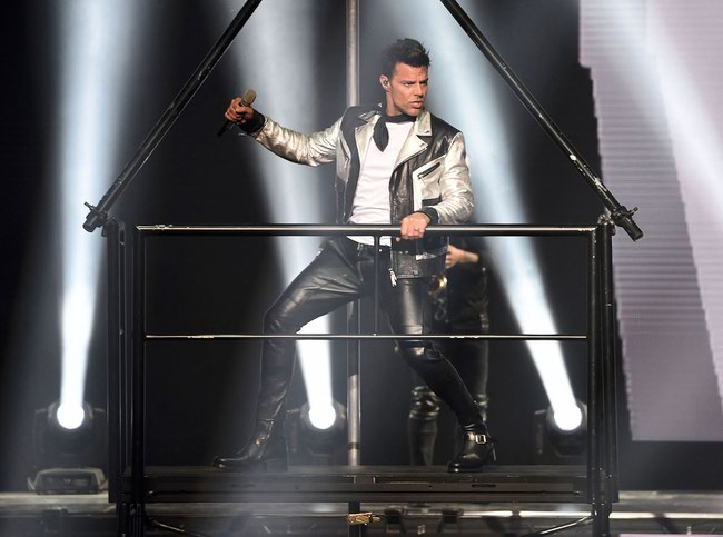 Best Bets: Ricky Martin, Queen & Adam Lambert, Big Bad Voodoo Daddy and ...