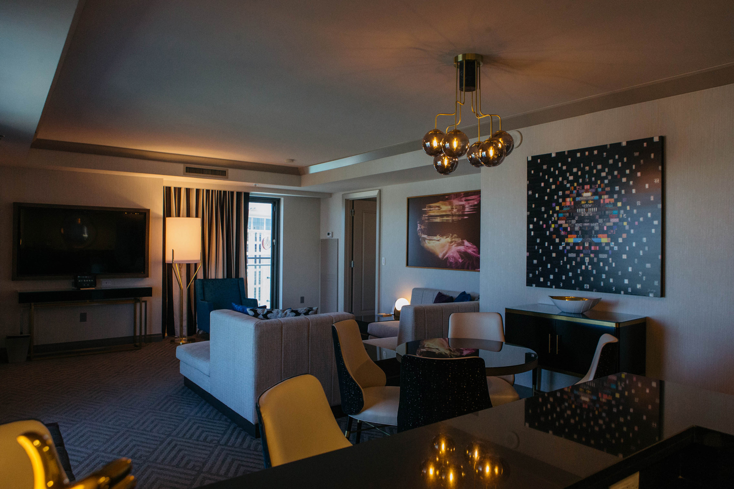 Cosmopolitan Room Remodel Tour - Las Vegas Sun News