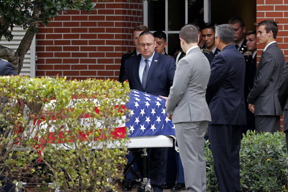 Funerals: Grieving teens, raw emotions after school shooting - Las ...