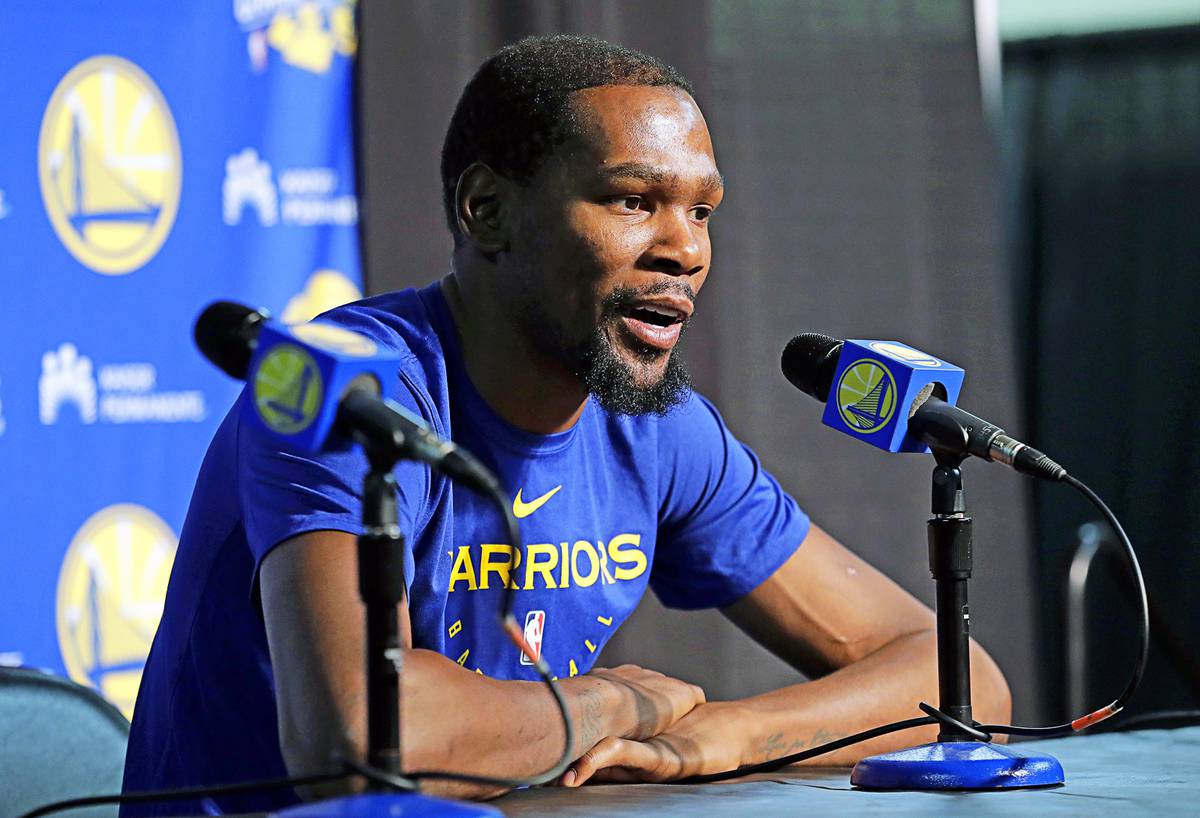 Durant travels with the Warriors to Toronto ahead of finals - Las Vegas ...