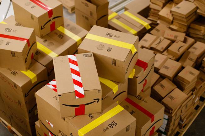 Photograph : Amazon Fulfillment Center - Las Vegas Sun News