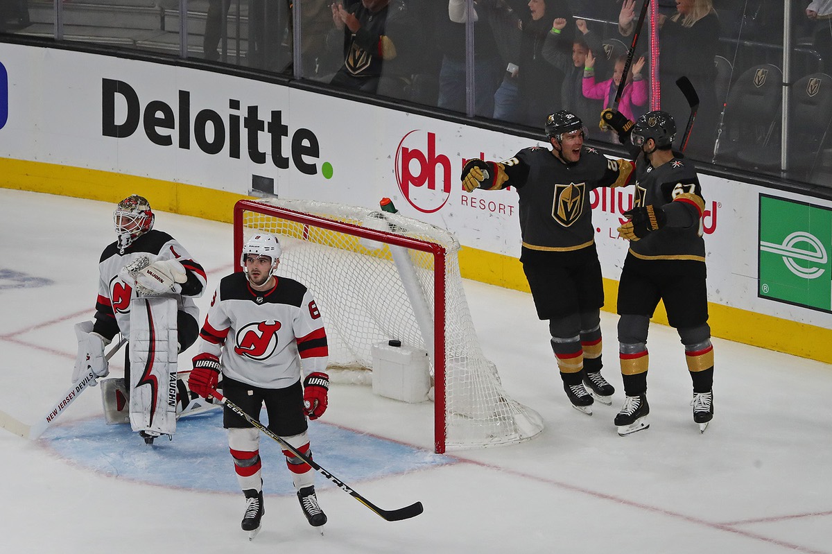 Blog: Golden Knights win dance with the Devils - Las Vegas Sun News