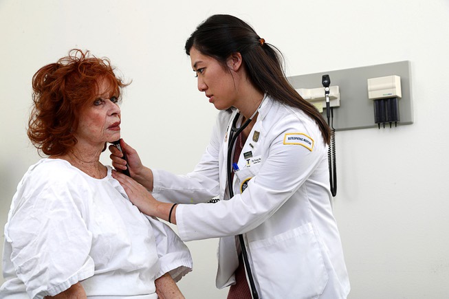 Actor-Patients At Touro - Actor-patient Beverly Washburn is examined by ...