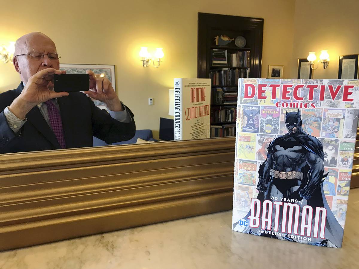 Batman fan Sen. Patrick Leahy writes comic book's forward - Las Vegas ...