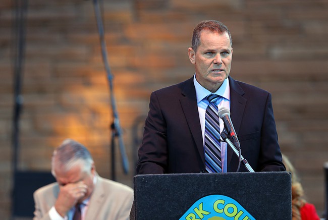 Photograph : 1 October Sunrise Remenbrance Ceremony - Las Vegas Sun News