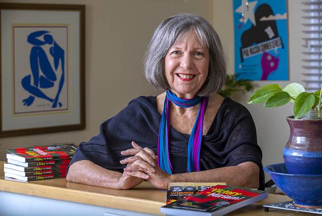 Photograph : Author Joanne Gilbert - Las Vegas Sun News