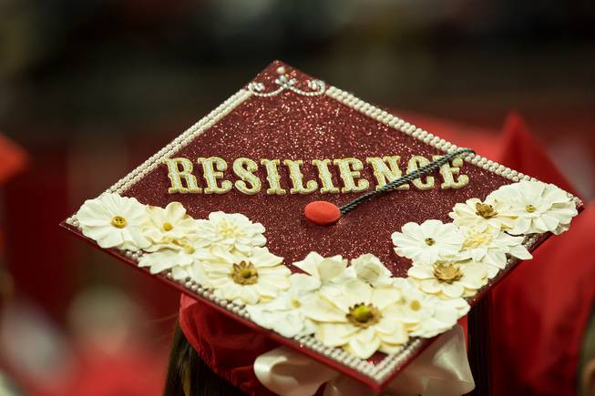Photograph : UNLV Winter Commencement Ceremony 2019 - Las Vegas Sun News