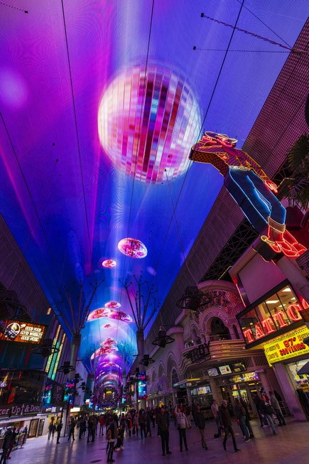 Fremont Street Experience Unveils New Canopy - Viewers experience a ...
