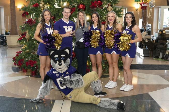 Las Vegas Bowl Cheer Squads Visit Pediatric Unit - University of ...
