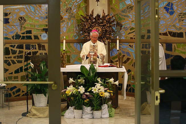 Easter in Las Vegas 2020 - Bishop George Leo Thomas celebrates an ...