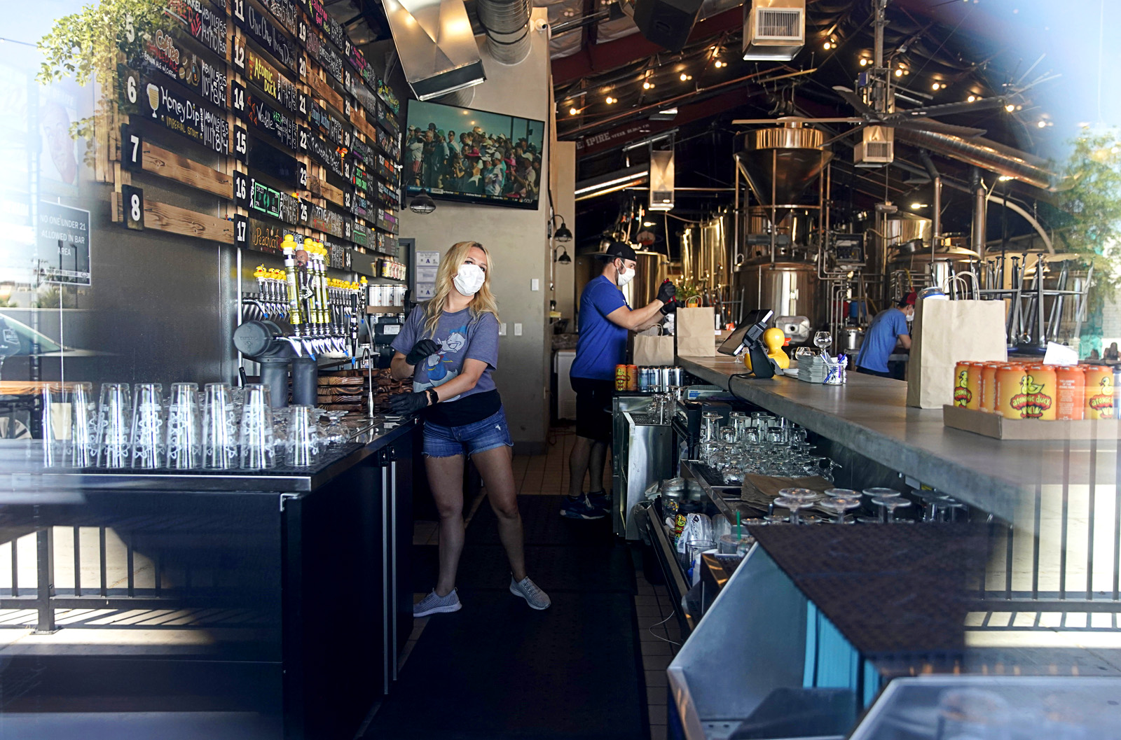 Nevada Businesses Prepare to Reopen - Las Vegas Sun News