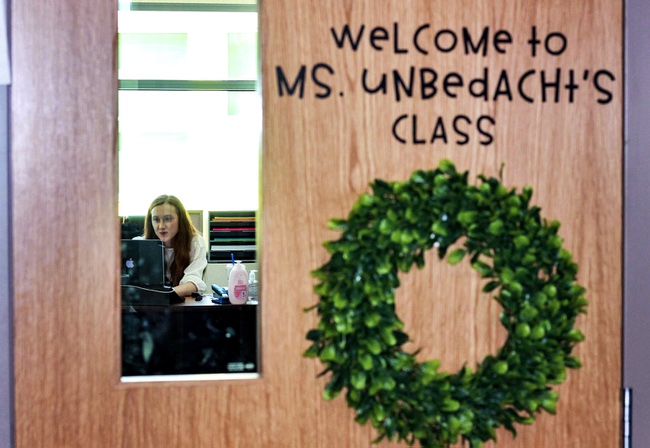 New school opens in Las Vegas with empty classrooms, remote learning ...