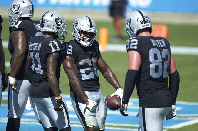 Photograph : Raiders at Panthers, 13