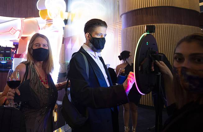 Photograph : Circa Opens in Downtown Las Vegas - Las Vegas Sun News