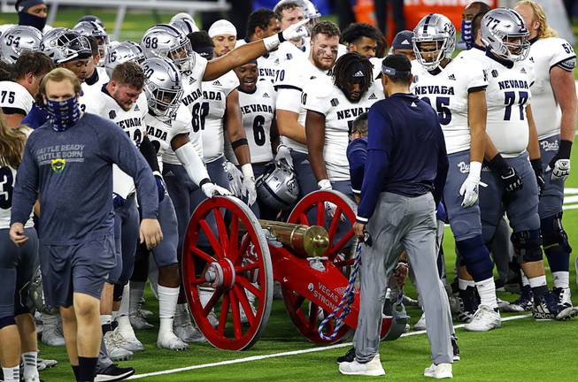 Photograph : 1031_sun_UNLV_UNR3